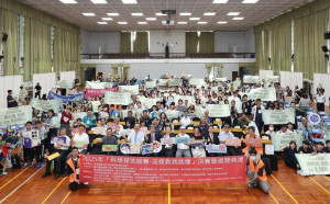 全國「科學探究競賽－這樣教我就懂」  高市明華國中蟬聯三連覇