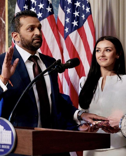 搭6千萬美元FBI專機赴摔角場追26歲女友! FBI局長涉公器私用遭爆料 | 國際 | Newtalk新聞